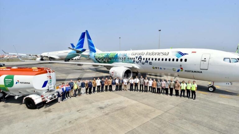Palm Oil Magazine - Garuda Indonesia Commercial Flight Test Advances ...