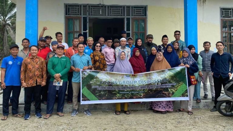 Palm Oil Magazine - UNRI FISIP Academics Provide ISPO Certification ...