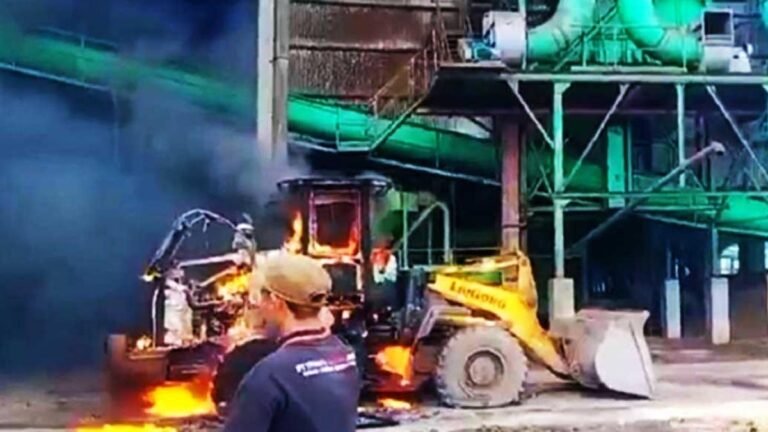 Palm Oil Magazine - PT WHS Palm Oil Mill Set on Fire: Linked to Ban on ...